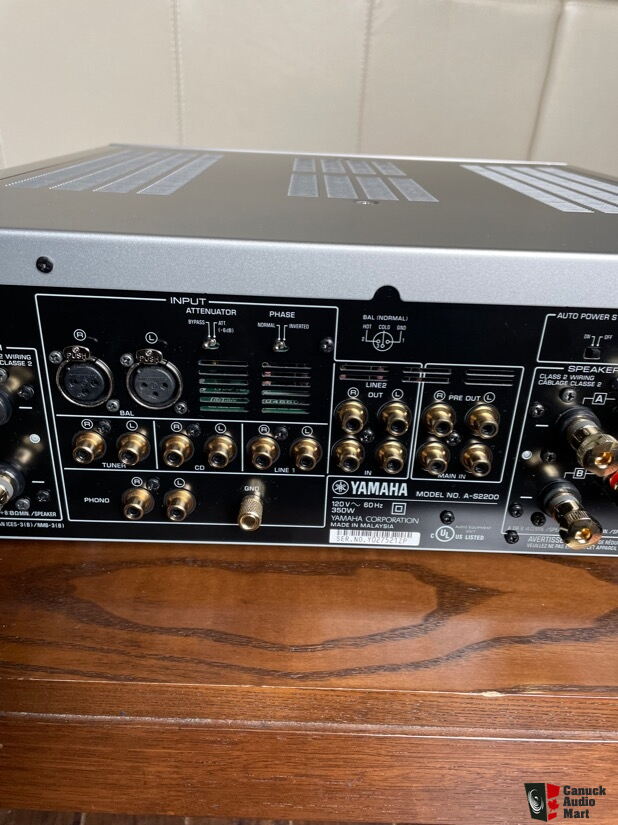 Yamaha AS-2200 whit silver faceplate Photo #4531442 - Canuck Audio Mart