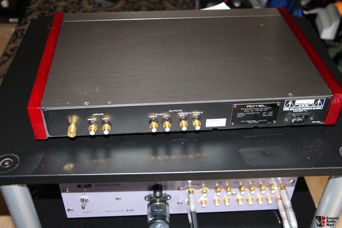 Rotel Michi RHQ-10 phono preamplifier Photo #4531782 - US Audio Mart