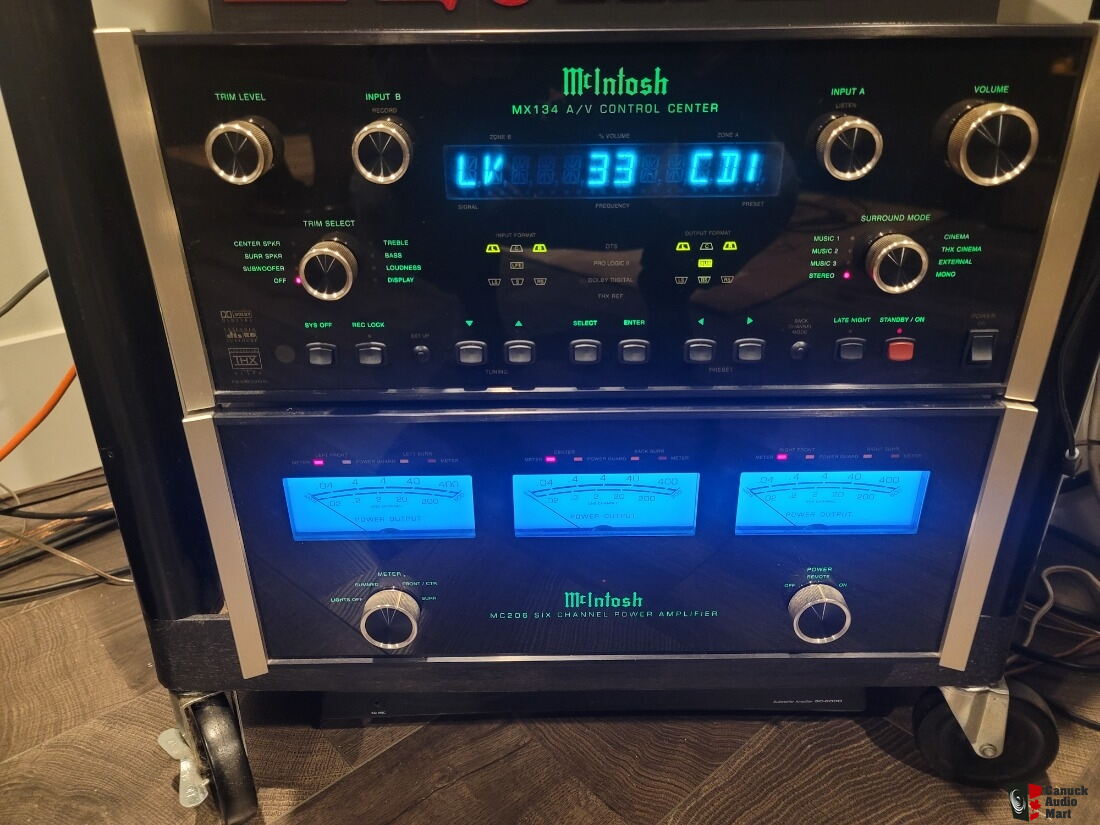McIntosh stereo system Photo #4532390 - Canuck Audio Mart