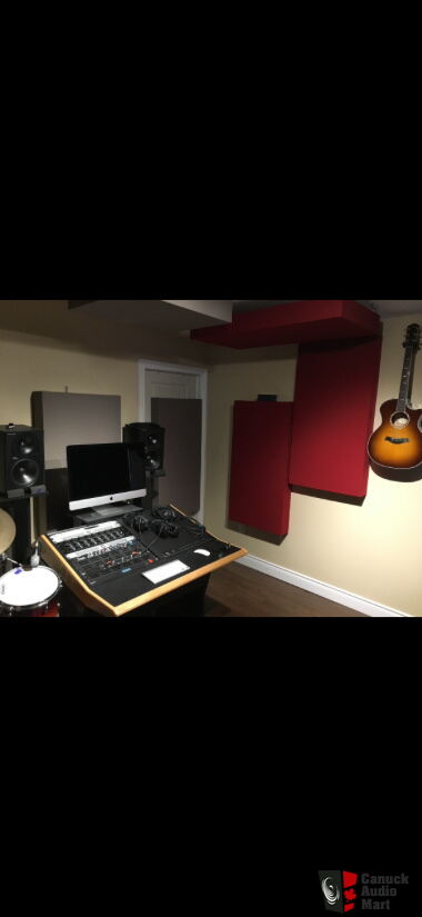Professional Studio/hi-fi acoustic panels. High mid low frequency Photo ...