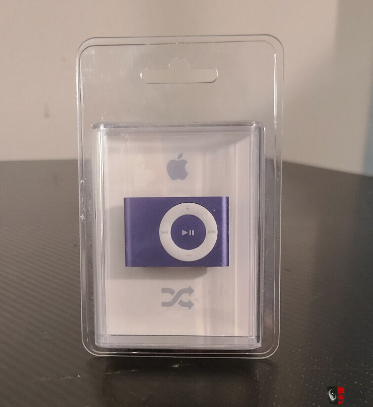 Apple iPod Shuffle 1GB. New in Sealed Box Auction - UK Audio Mart