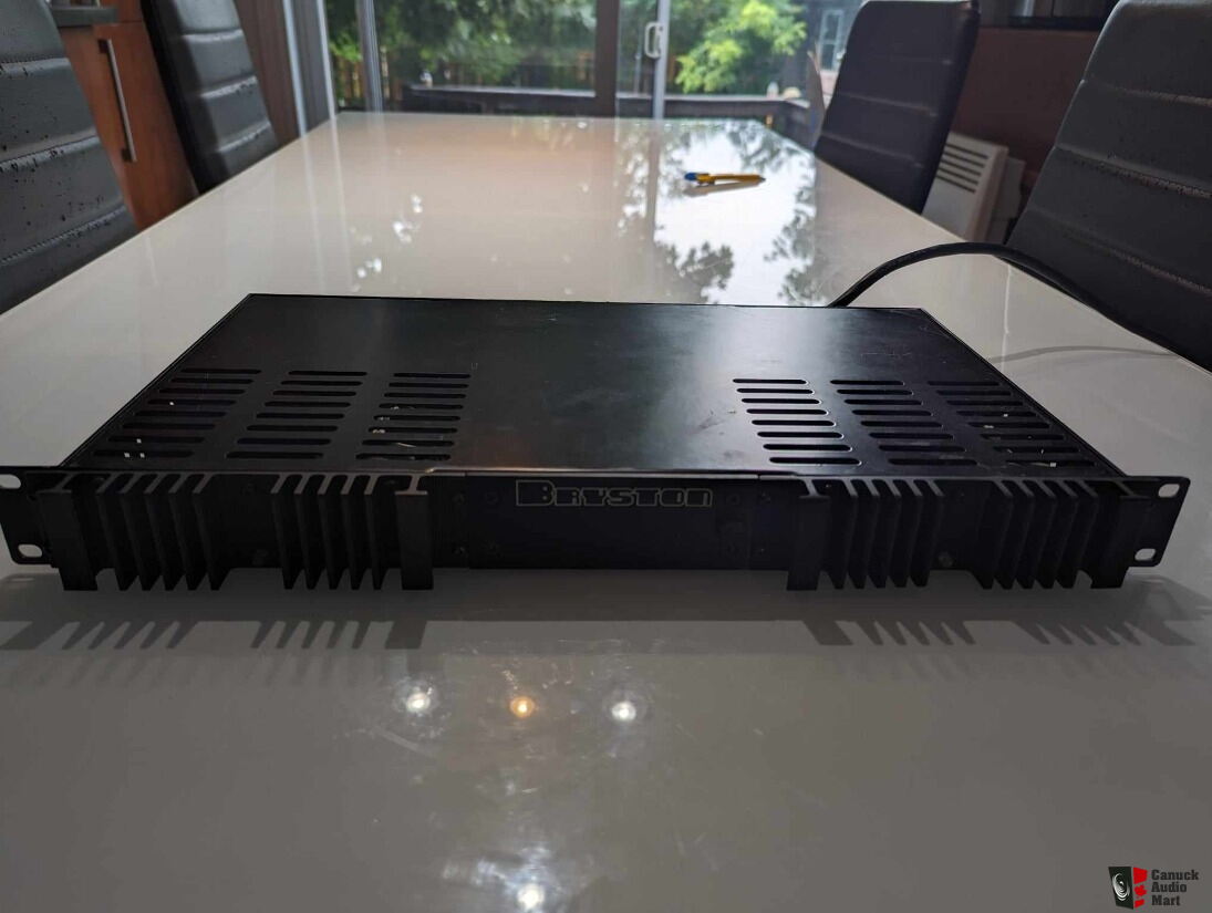 Bryston 2B in excellent condition Photo #4546620 - Canuck Audio Mart