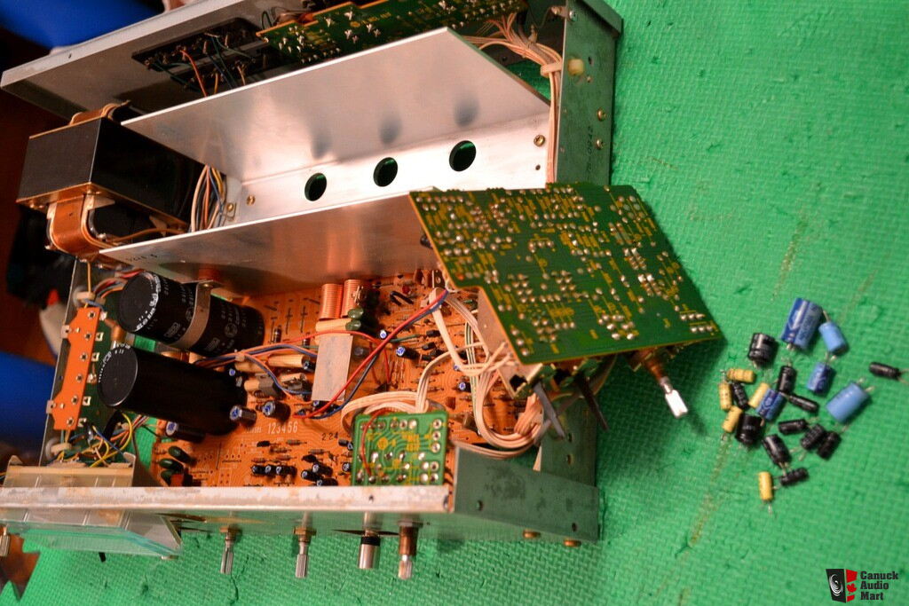 RARE HITACHI HA-330 STEREO INTEGRATED AMP * MUCH BETTER THAN PIONEER ...
