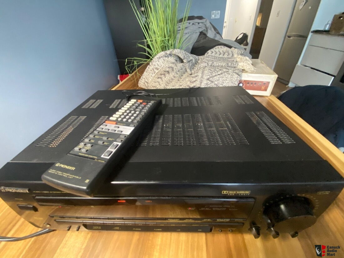 Pioneer VSX-462S Receiver with Phono Photo #4551321 - UK Audio Mart