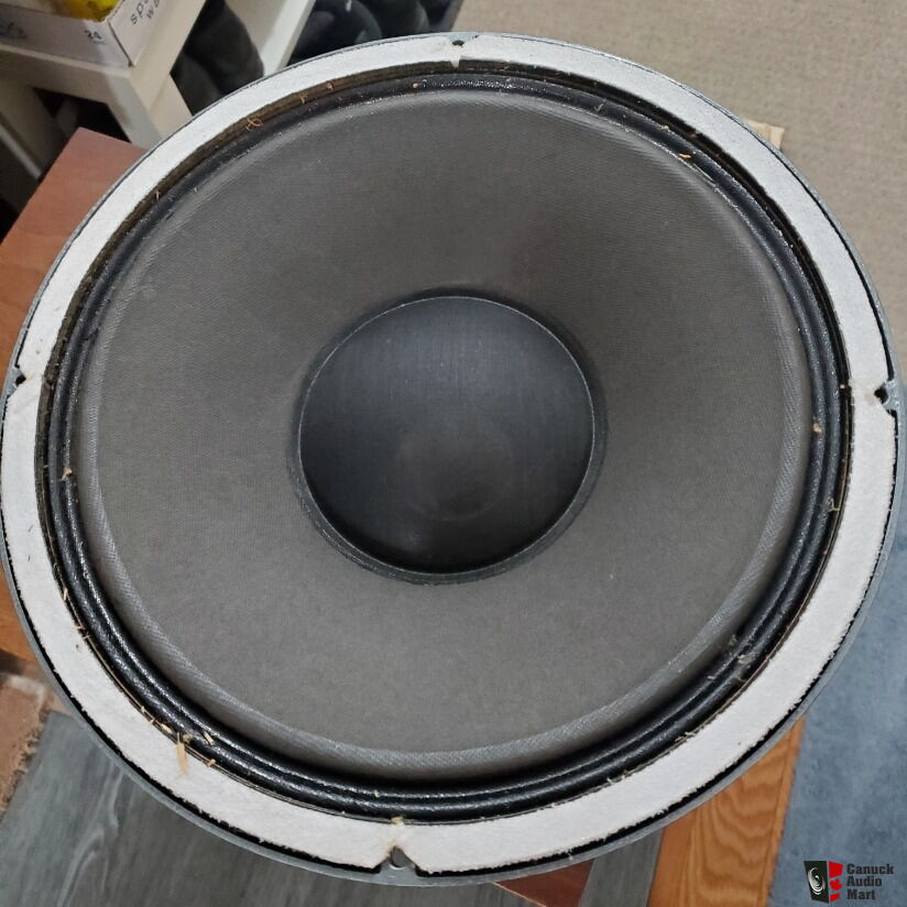 Tannoy 12" Red Montors in Tannoy Cabinets Vintage Photo #4556347 - US ...
