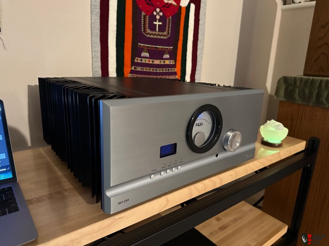 Pass Labs INT-250 Photo #4562112 - US Audio Mart