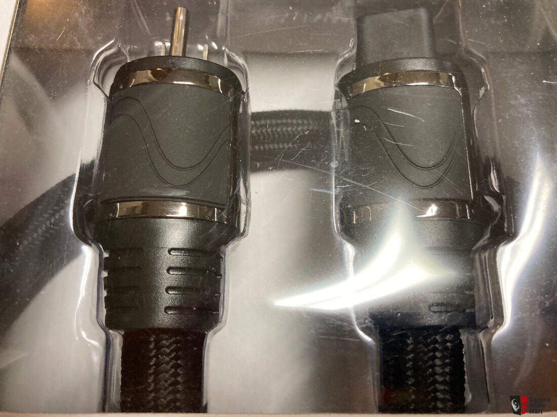 PS Audio PerfectWave AC-5 Power Cable 1.5m (NEW) Photo #4563520 ...