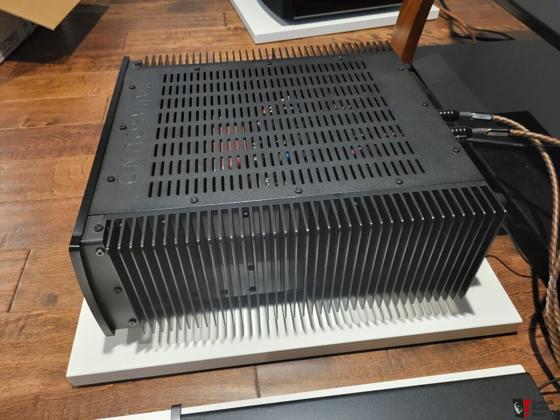 Parasound Halo A21+ power Amplifier Photo #4567832 - US Audio Mart