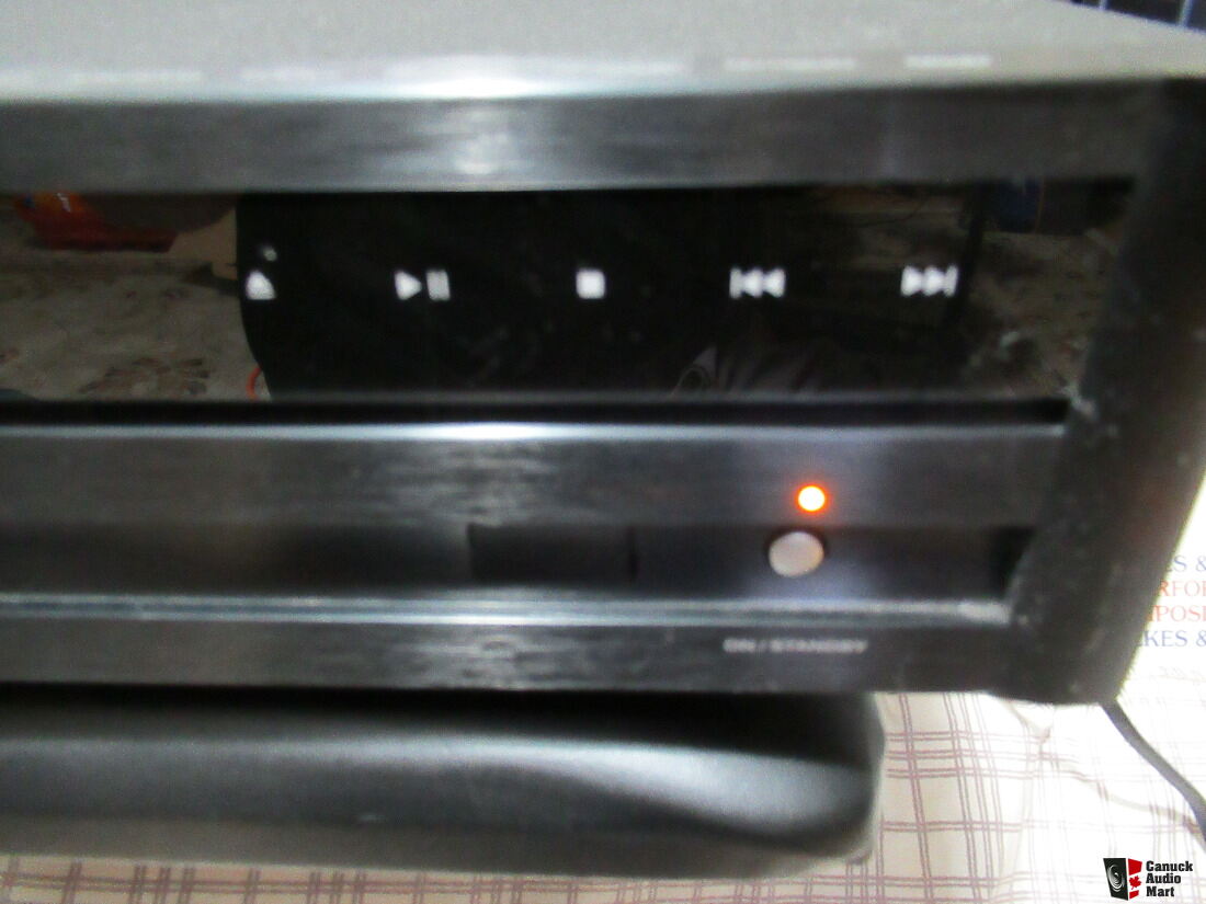 Anthem BLX 200 Blu-Ray/DVD/CD Player Photo #4571761 - US Audio Mart