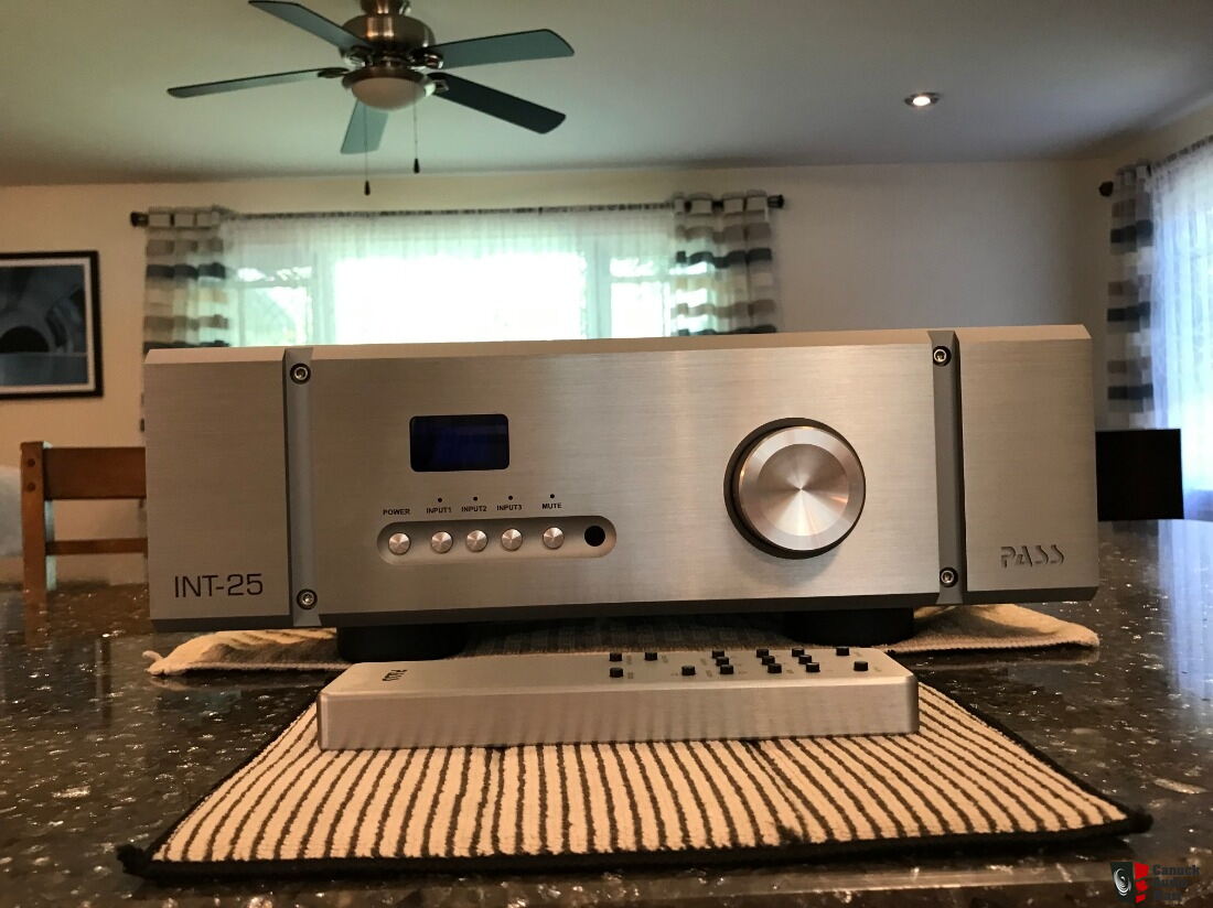 Pass Labs INT-25 Photo #4576801 - Canuck Audio Mart