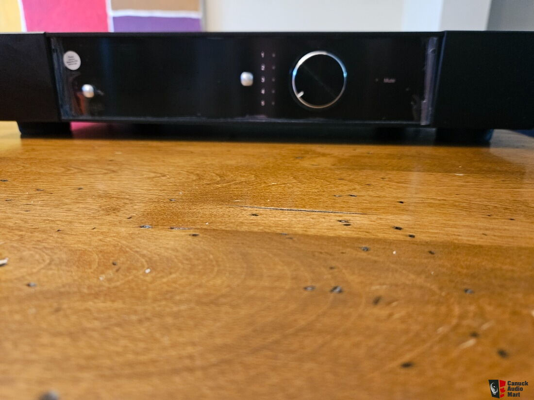 Rega Elex R