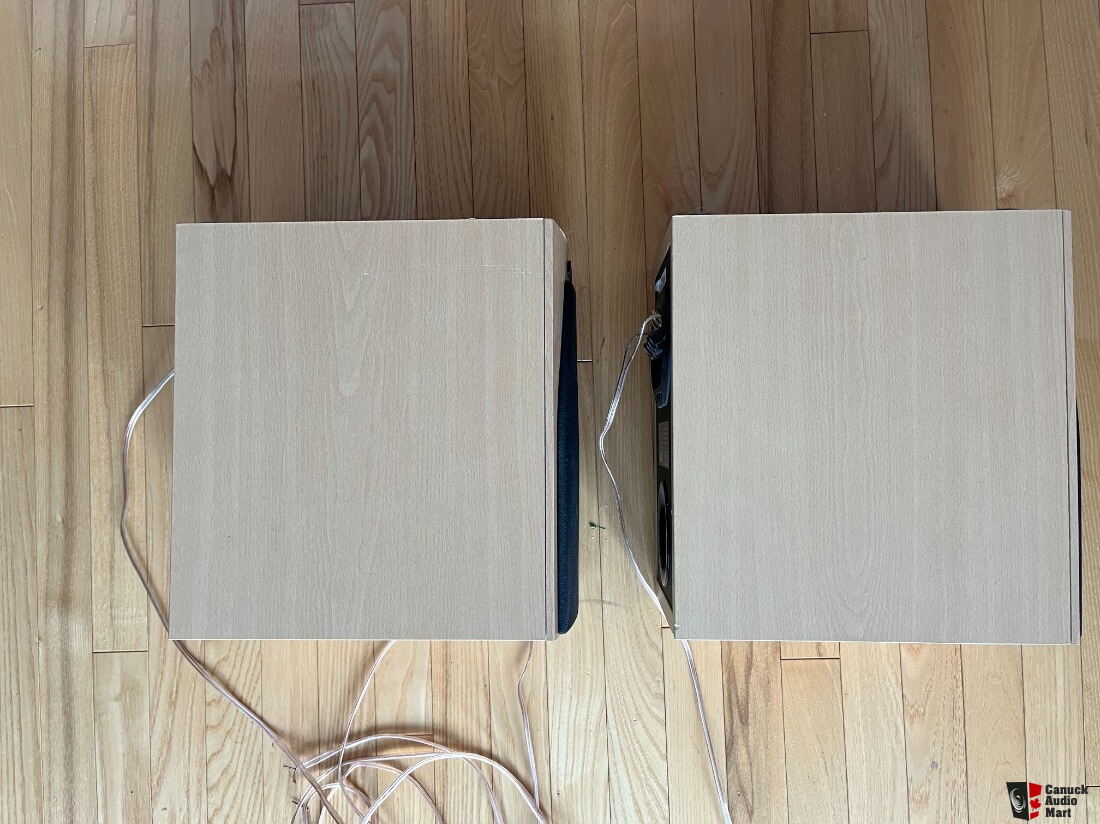 Mission M71 Bookshelf Speakers Photo #4577326 - Canuck Audio Mart