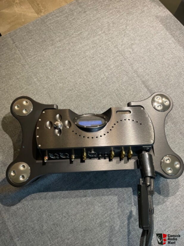 Chord Dave DAC + Chord Matching Rack Photo #4579846 - Canuck Audio Mart