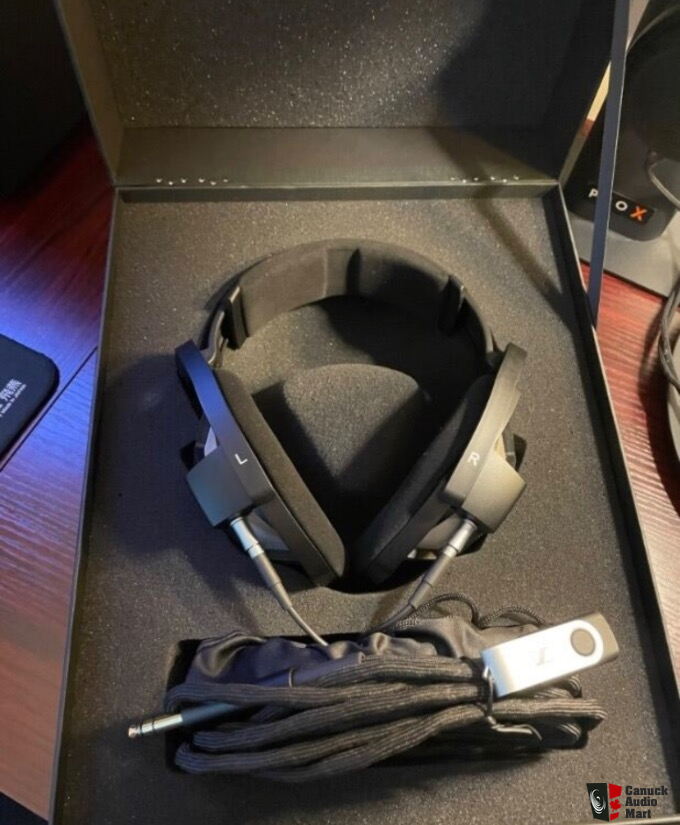 Sennheiser HD 800 S Photo #4580454 - Canuck Audio Mart