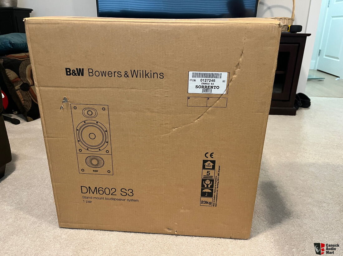 B&W 602-S3 bookshelf speakers (pair) Sorrento color Photo #4583015 ...