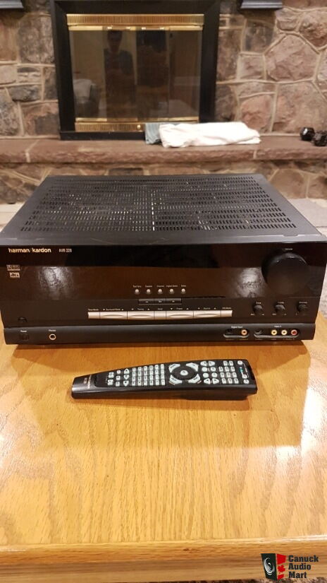 Harmon Kardon AVR 220 Receiver For Sale - Canuck Audio Mart