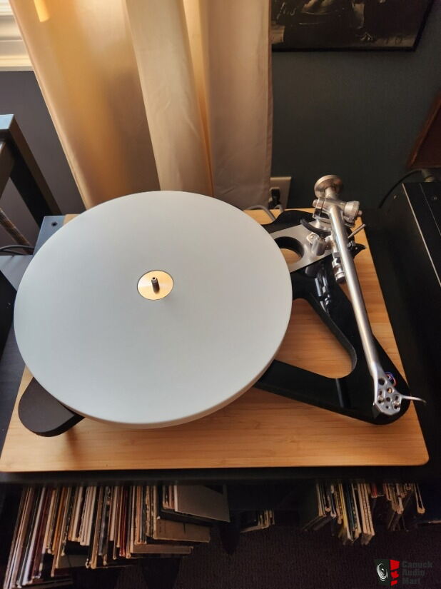 Rega RP10 Photo #4589777 - Canuck Audio Mart