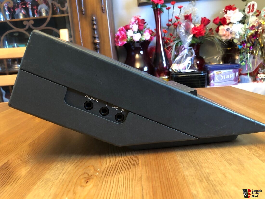 Yamaha TC800D Wedge Cassette Deck Photo #4590693 - US Audio Mart