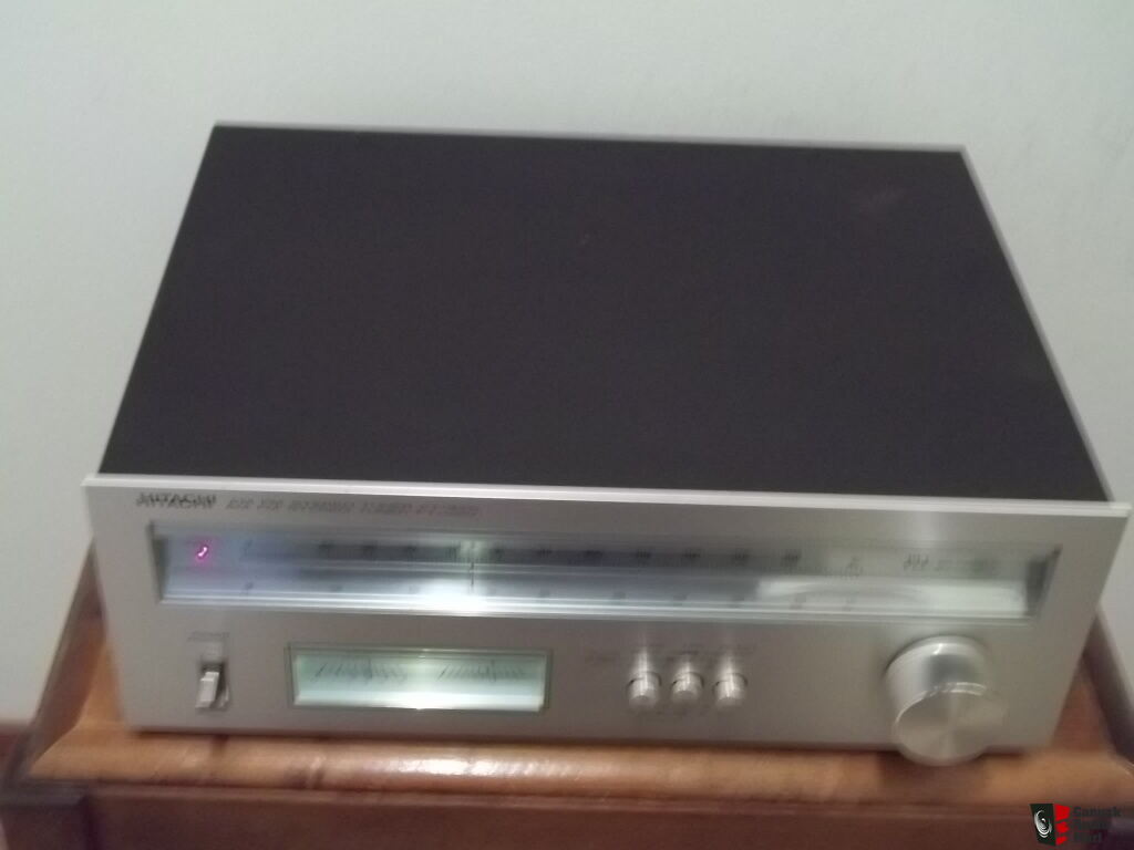 BEAUTIFUL HITACHI HA-330 STEREO AMP & MATCHING HITACHI FT-340 STEREO ...