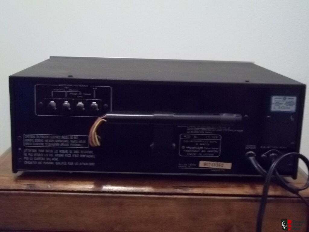 BEAUTIFUL HITACHI HA-330 STEREO AMP & MATCHING HITACHI FT-340 STEREO ...