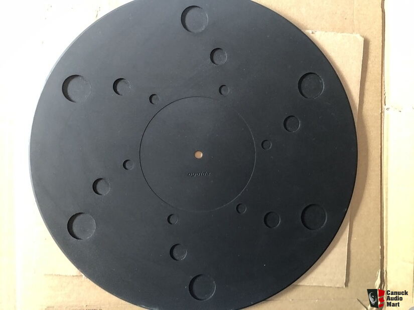 Oyaide BR-12 turntable platter mat Photo #4608554 - Canuck Audio Mart