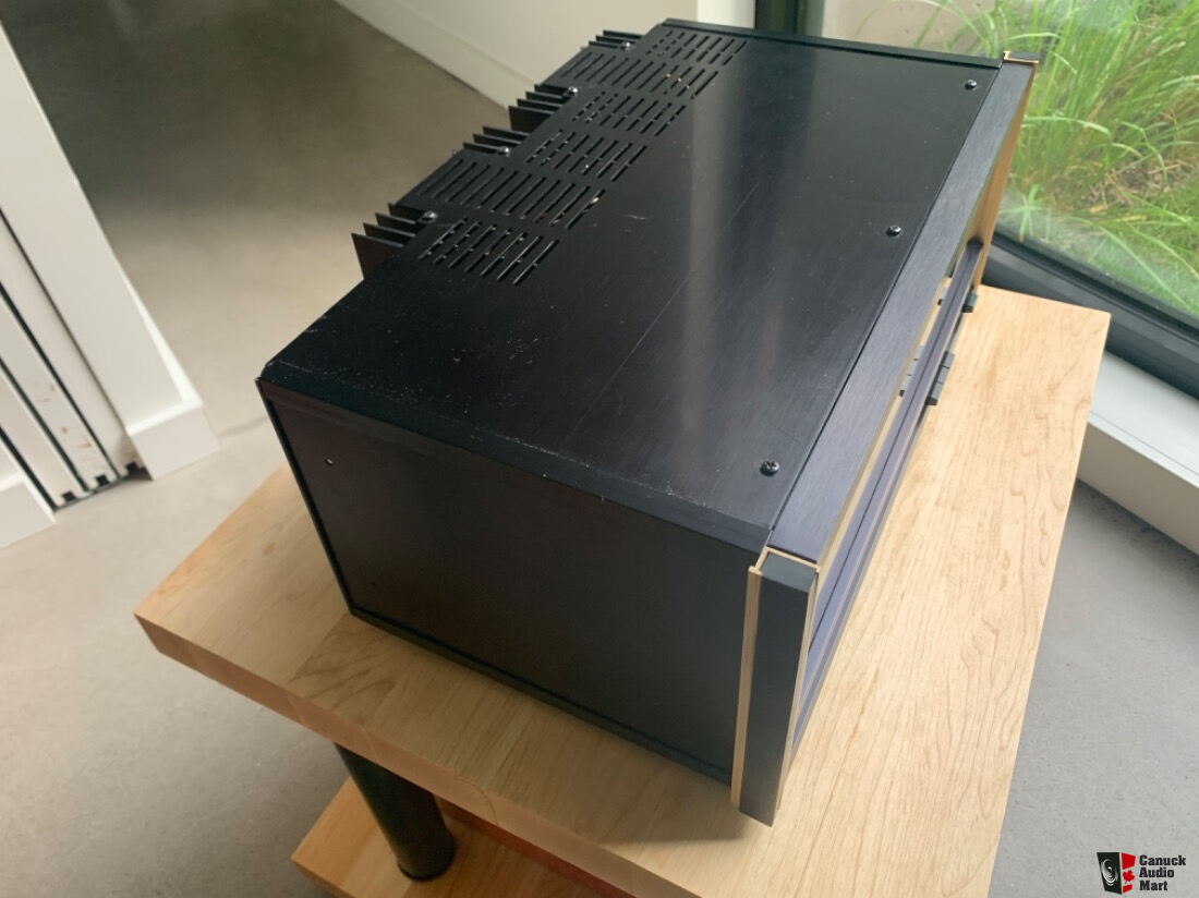 Epicure Corp, Model One /// 125wpc /// recapped power amplifier ...
