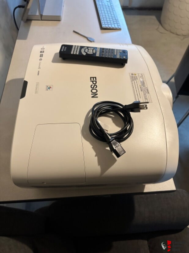 Epson 4010 4K Projector Photo #4617095 - Canuck Audio Mart