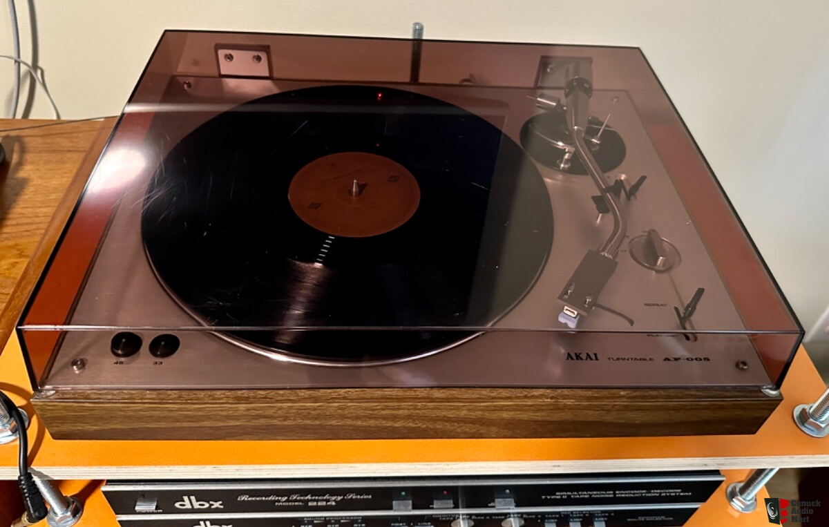 Akai AP-005 automatic turntable mint! Photo #4618305 - Canuck Audio Mart