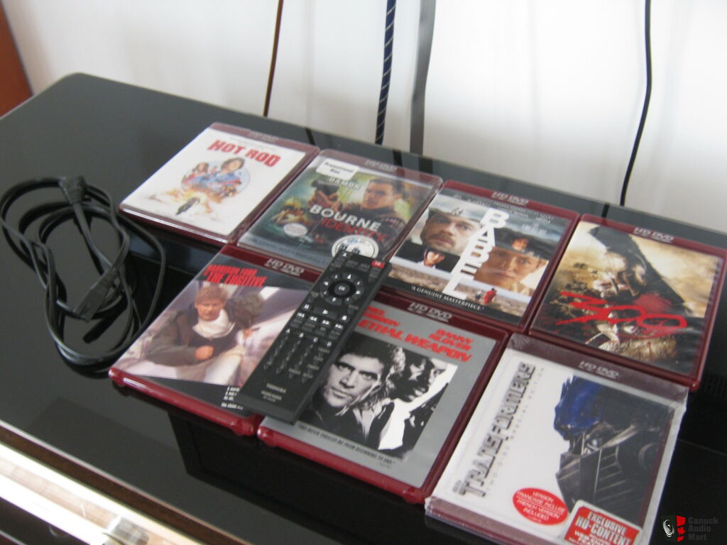 Toshiba HD DVD Player with 7 HD DVD Discs - Great Package Deal Photo ...