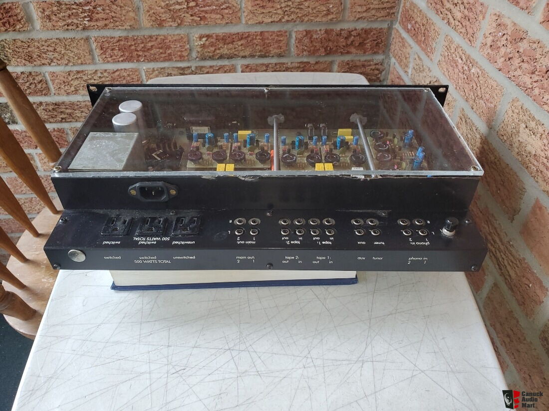 Bryston 1B Preamplifier very decent face plate Photo #4631556 - Canuck ...