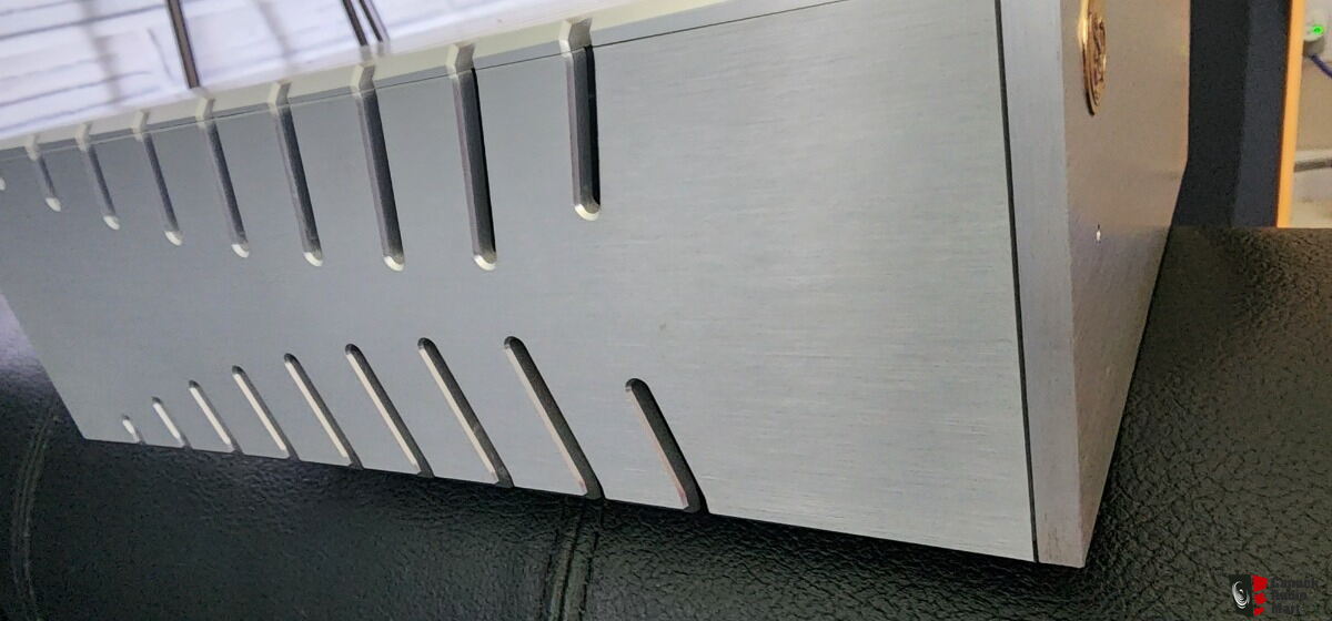 Gold Note PA10 power amplifier Photo #4637020 - Canuck Audio Mart