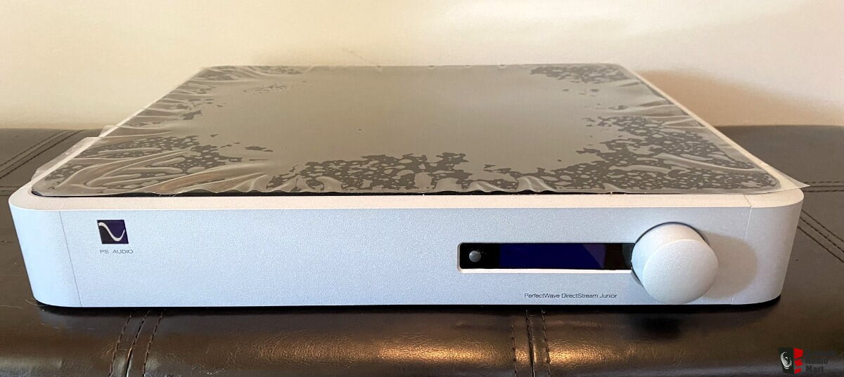 PS Audio DirectStream Junior DAC For Sale - Canuck Audio Mart
