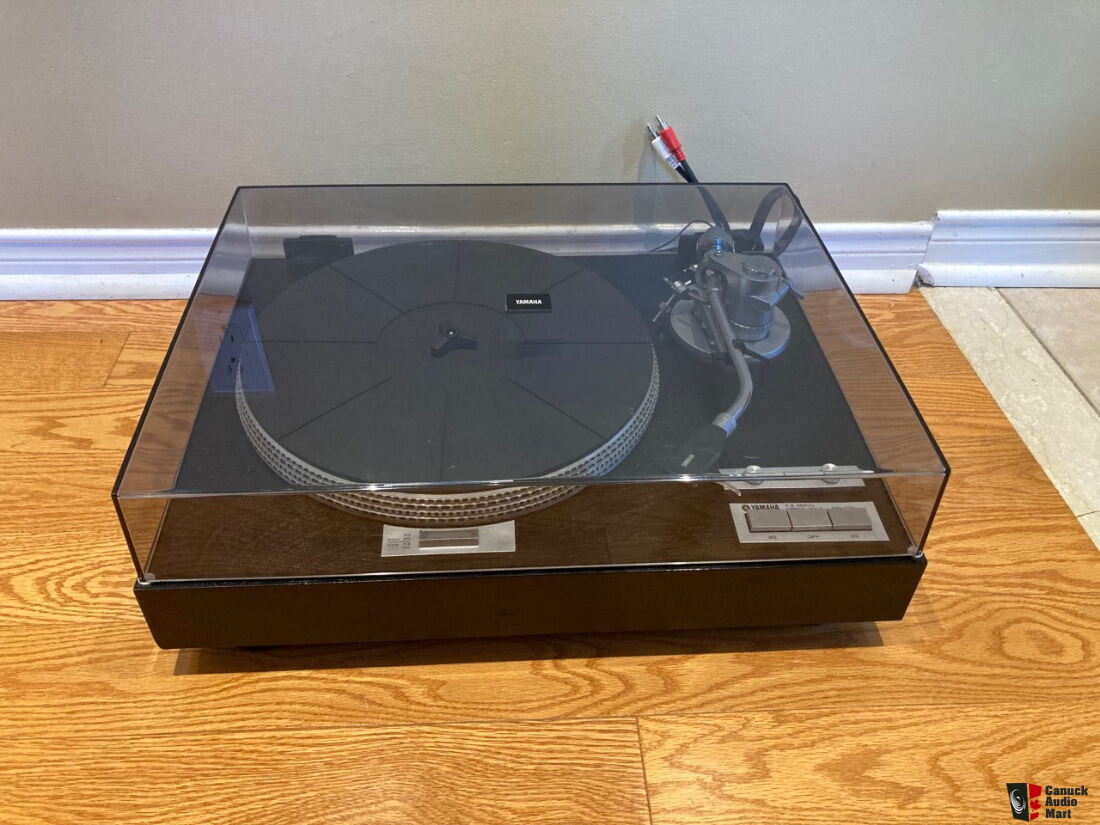 Yamaha YP D7 direct drive high quality turntable For Sale - UK Audio Mart