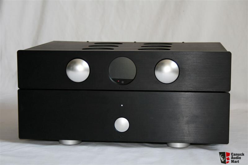 Hi End Balanced French Preamp with Remote Photo #464739 - UK Audio Mart