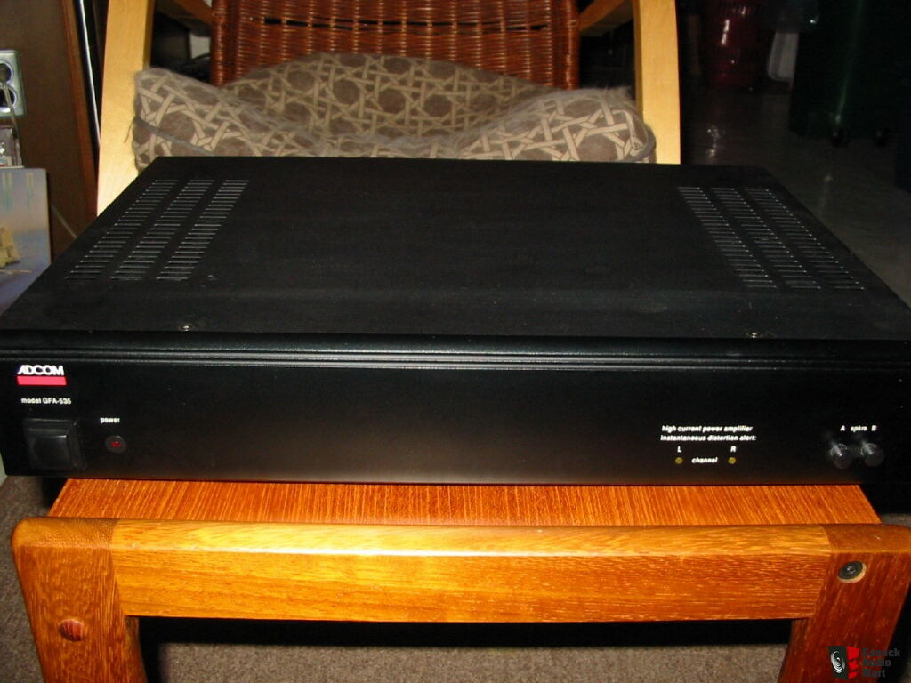 ADCOM GFA-535 power amplifier Photo #465003 - US Audio Mart