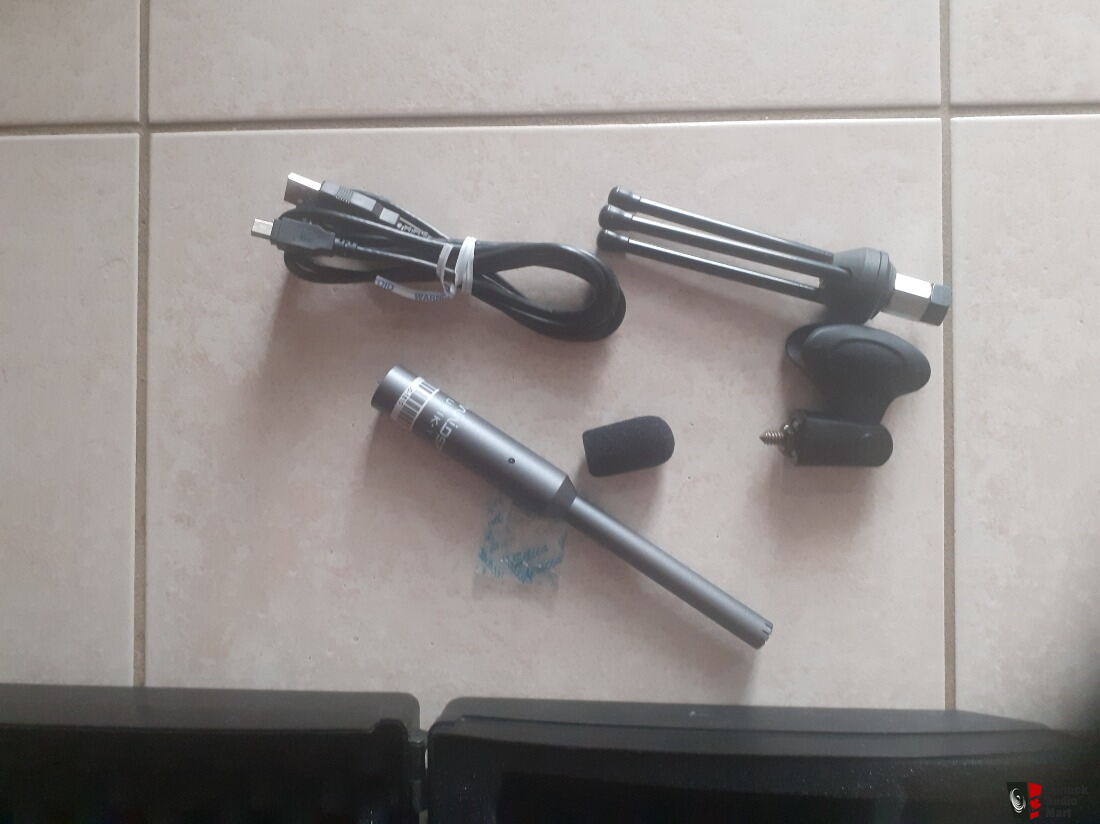 MiniDSP UMIK-1 Microphone Photo #4655604 - Canuck Audio Mart