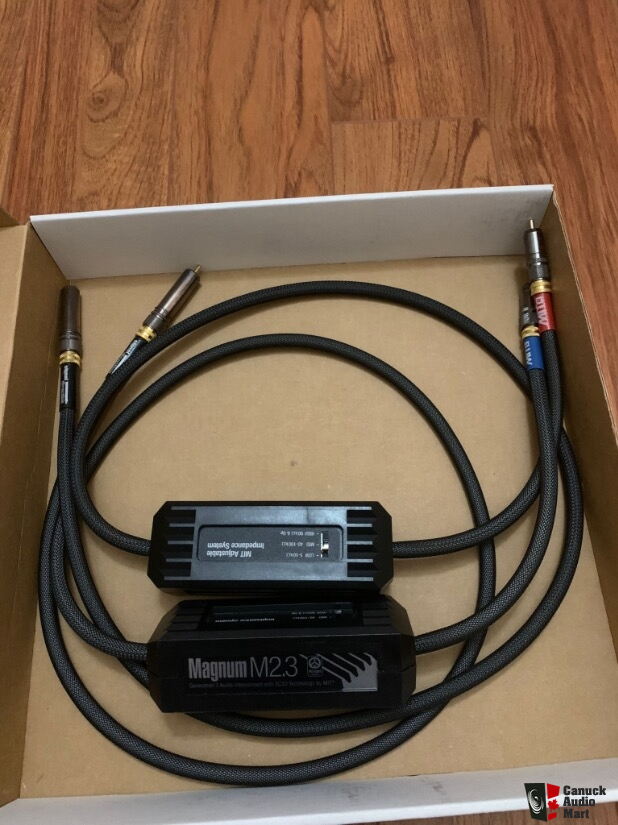 MIT Magnum M2.3 RCA Interconnects, 1.5 Meters with selectable impedance ...