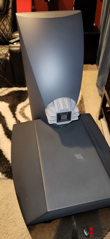 JBL Synthesis 1400 Array BG loudspeaker Photo #4660471 - US Audio Mart