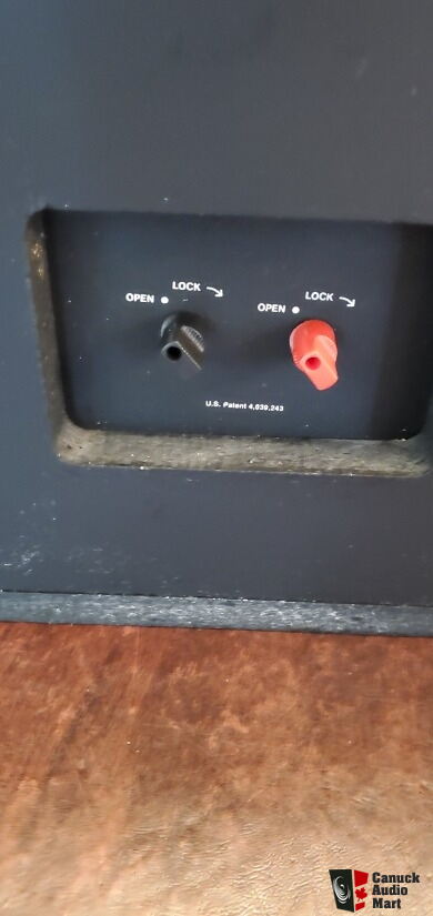 Vintage JBL L15 Bookshelf Speakers In good condition Photo #4664109 ...