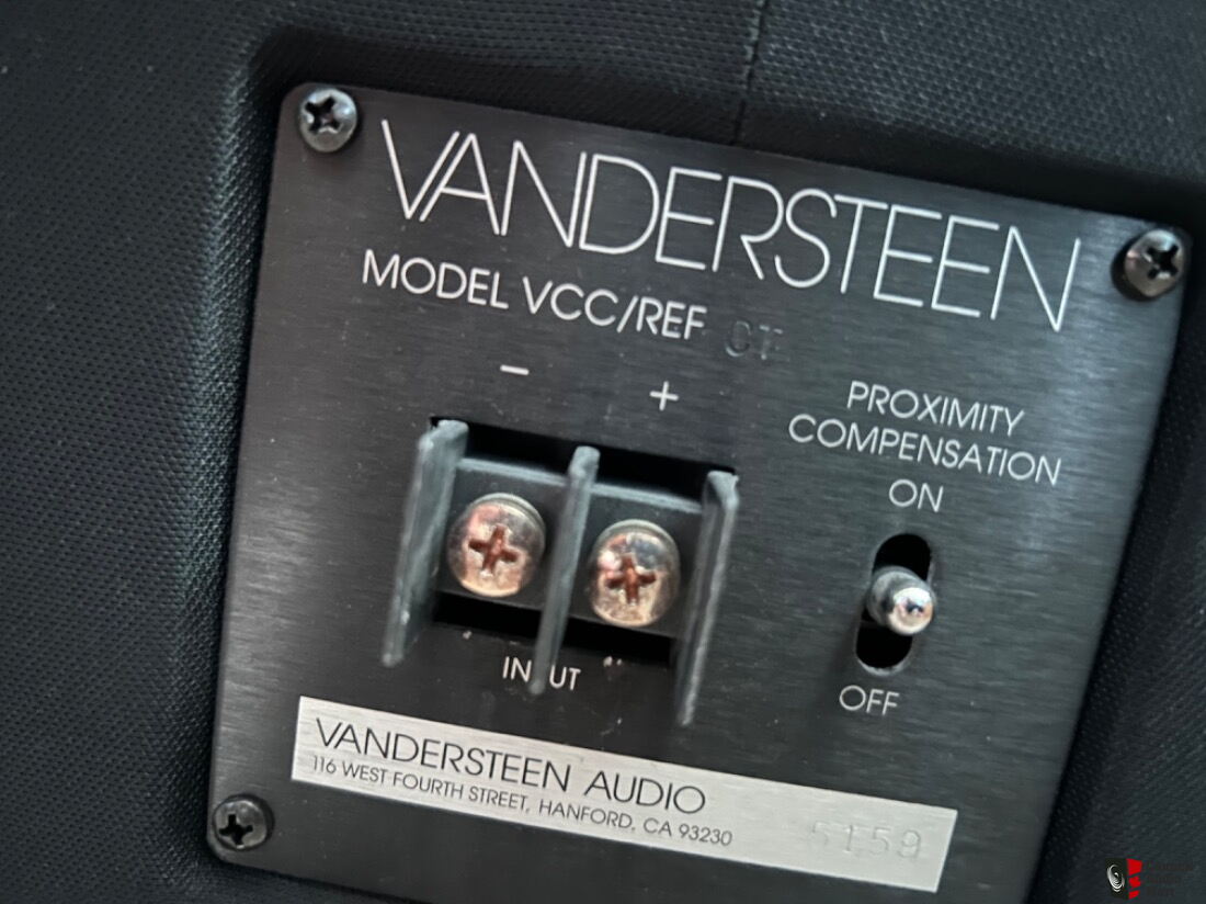 Vandersteen VCC-5 with carbon tweeter upgrade MINT