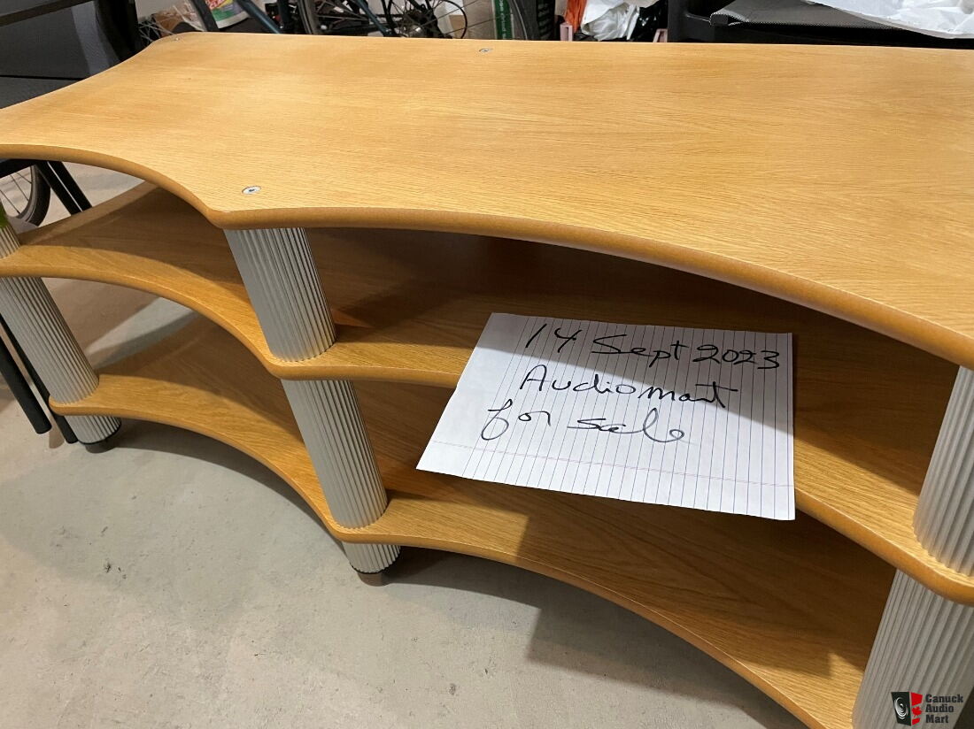 Hi-Fi support table Solid Tech DUO 3 Photo #4666868 - Canuck Audio Mart