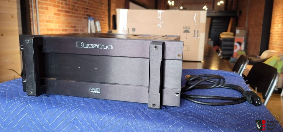 Bryston 6B sst Pro Amplifier 3chanels Photo #4676907 - Canuck Audio Mart