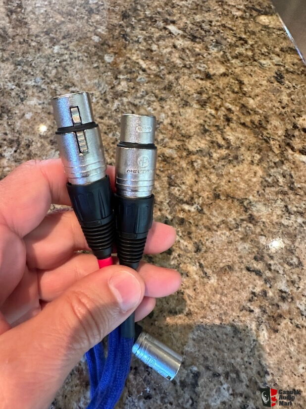 Luna cables MAUVE XLR interconnects. 1 meter long. (3 feet) PRICE DROP ...
