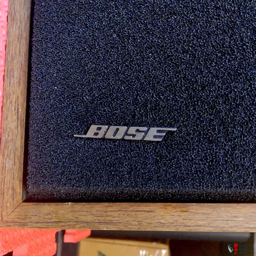 MATCHING PAIR : BOSE 301 version 1 ONE -refoamed 2022 excellent ! Photo ...