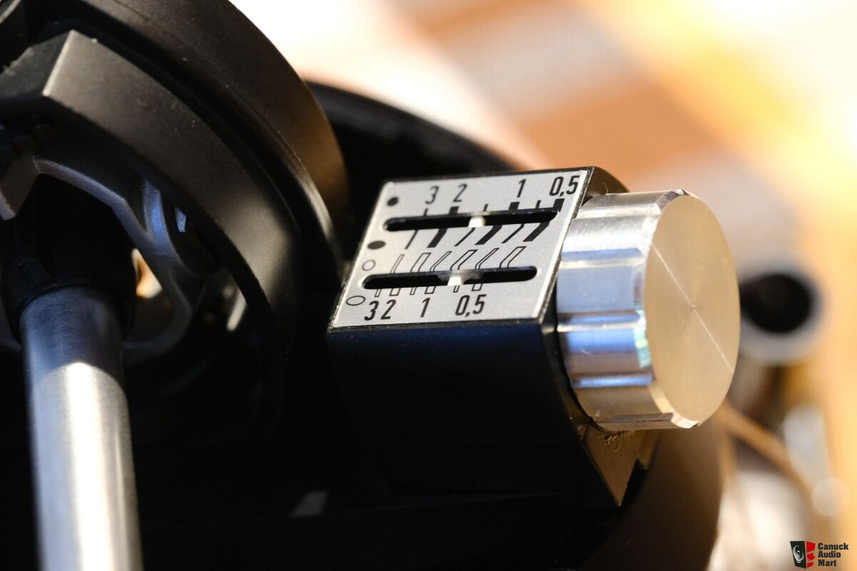 pending to George* Thorens TP-16 tonearm with arm rest, includes TP-60 ...