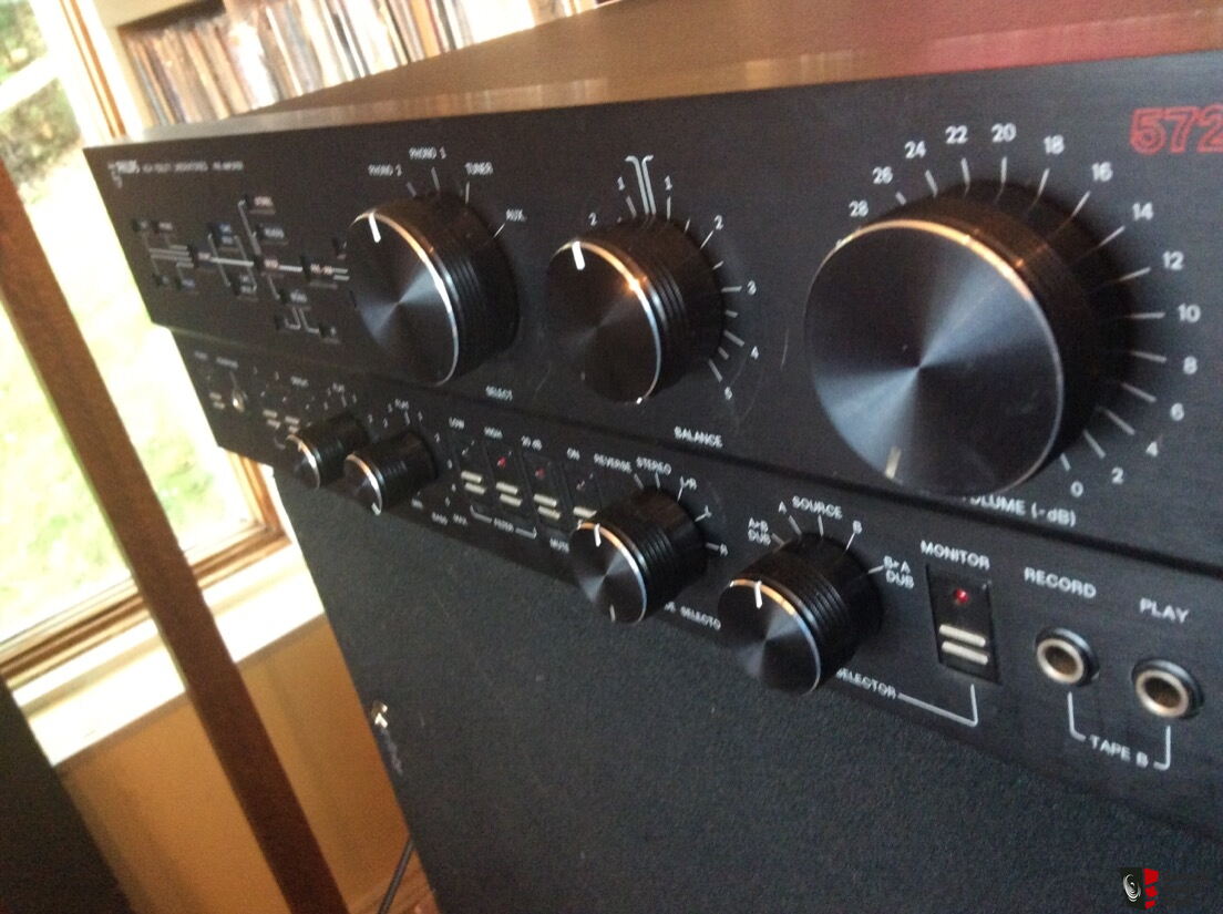 Phillips 5721 Pre Amp Photo #4691634 - Canuck Audio Mart