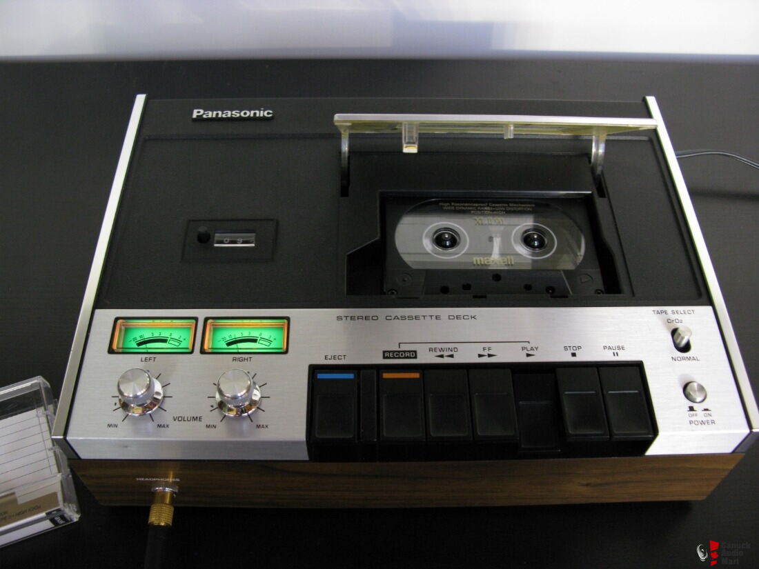 Panasonic RS-260 US stereo cassette desk Photo #4693994 - Canuck Audio Mart