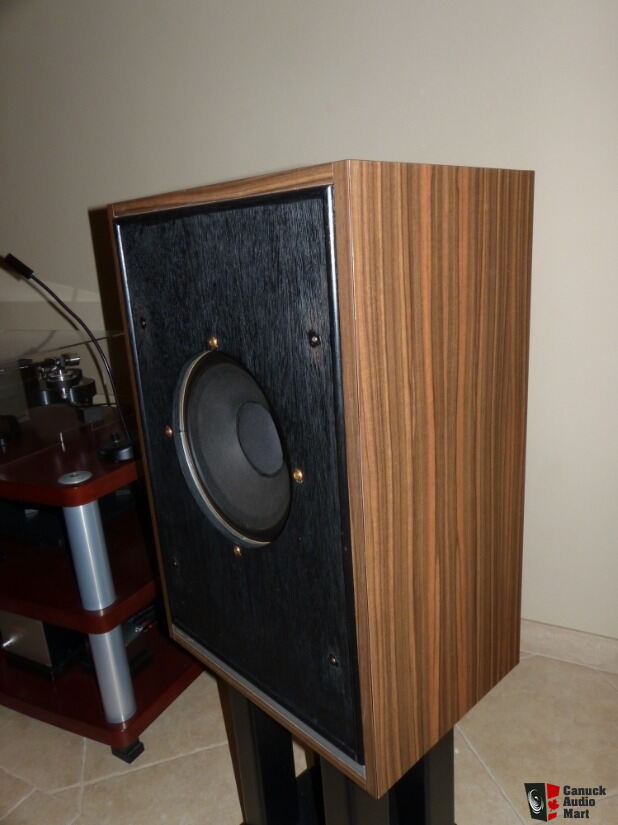 Tannoy .. Lockwood Academy2 cabinets loaded with .. 12'' Monitor Gold ...