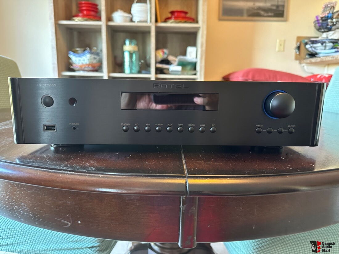 Rotel RC-1572MKii Preamp Photo #4700121 - Canuck Audio Mart