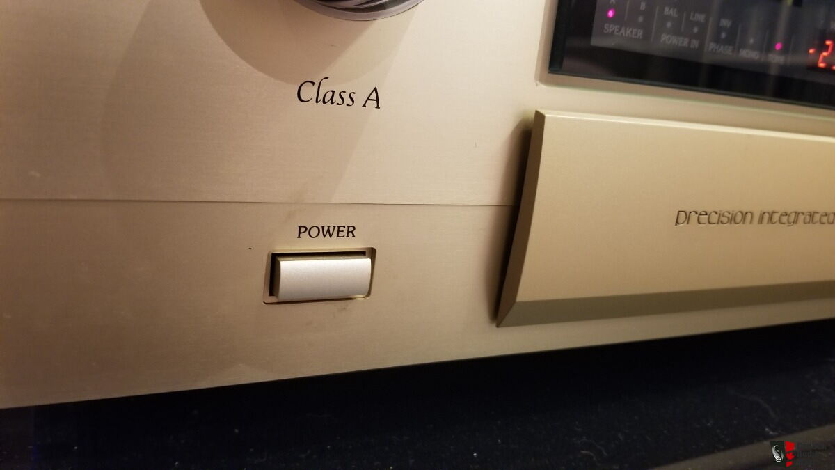 Accuphase E600 Class A Integrated amp Photo #4700823 - US Audio Mart